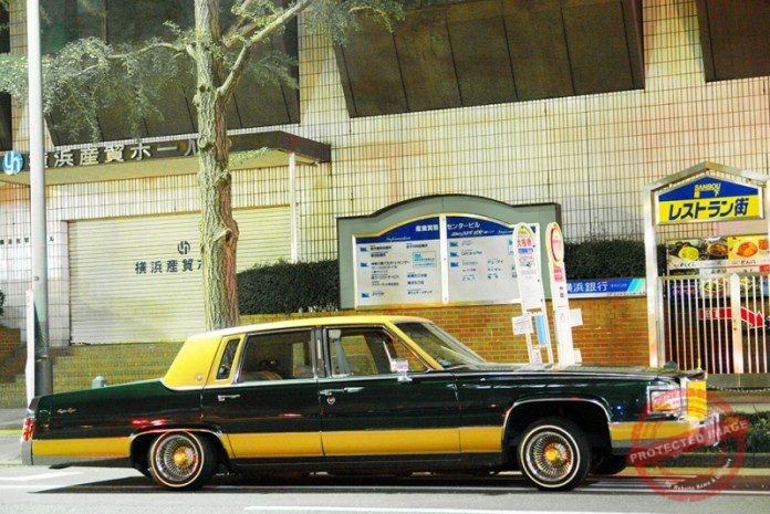 Cadillac Brougham lowrider style deep green color at Minatomirai - JAP ...