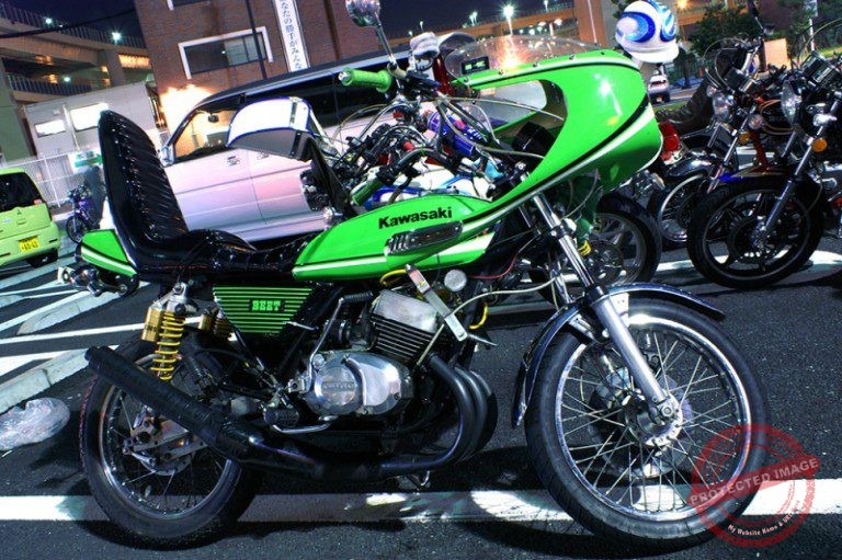 Kawasaki KH400 Kyushakai light green rocket cowl sandan sheet - JAP SPIRIT