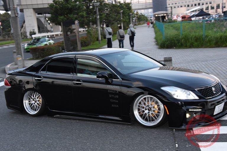 Stancenation 2016 Toyota Crown s20 Vip Hellaflush black body silver ...