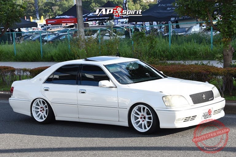 Stancenation 2016 Toyota Crown S17 hellaflush white body & wheel at ...