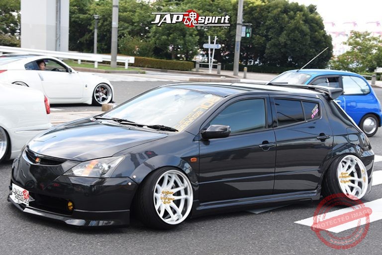 Stancenation 2016 Nissan Skyline R33 hellaflush blister fender wine red ...