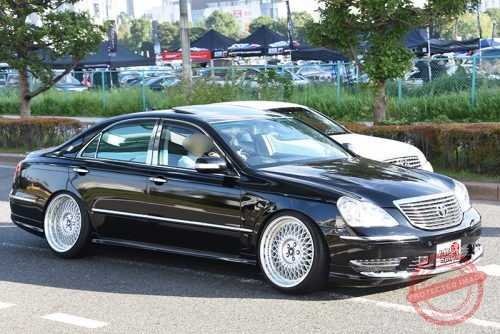 Stancenation 2016 Toyota crown majesta VIP hellaflush tsuraichi black ...