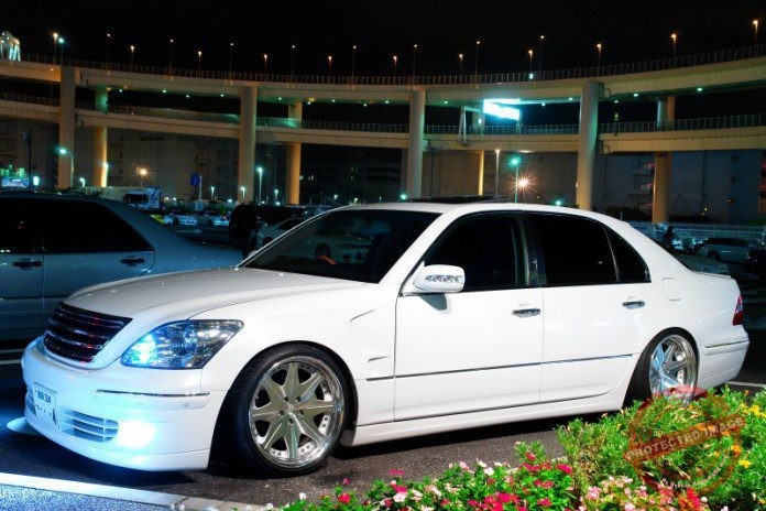 TOYOTA Celsior F30 (Lexus LS XF30) VIP style white at Daikoku PA - JAP ...